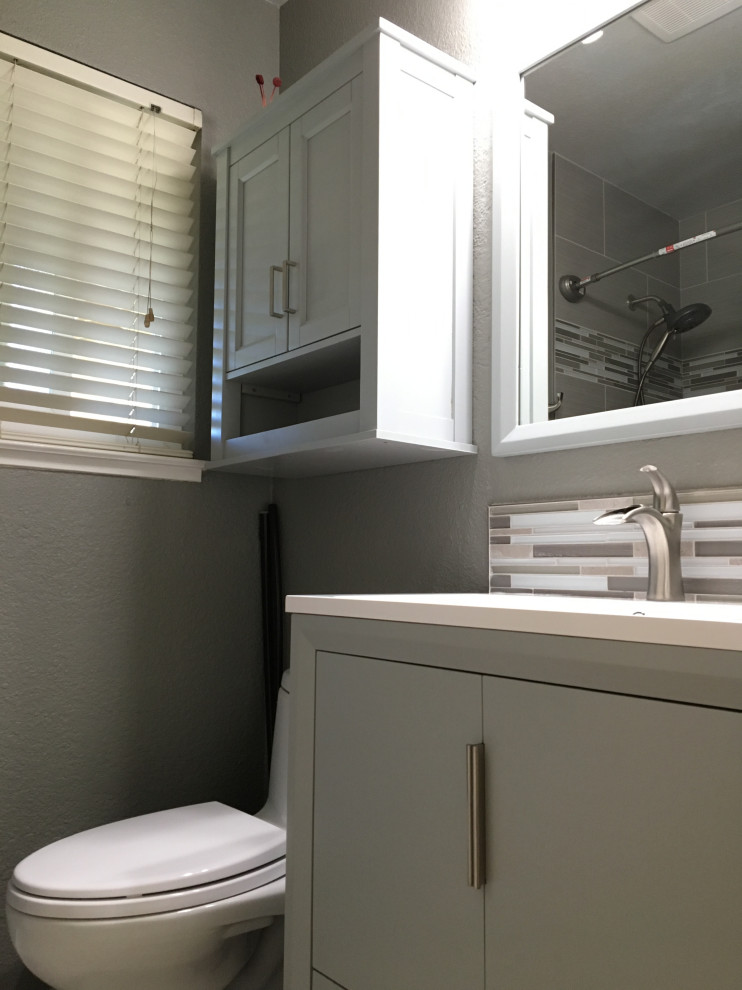 Simple Clean Colors & Finishes Make a Small Space Look Bigger ...