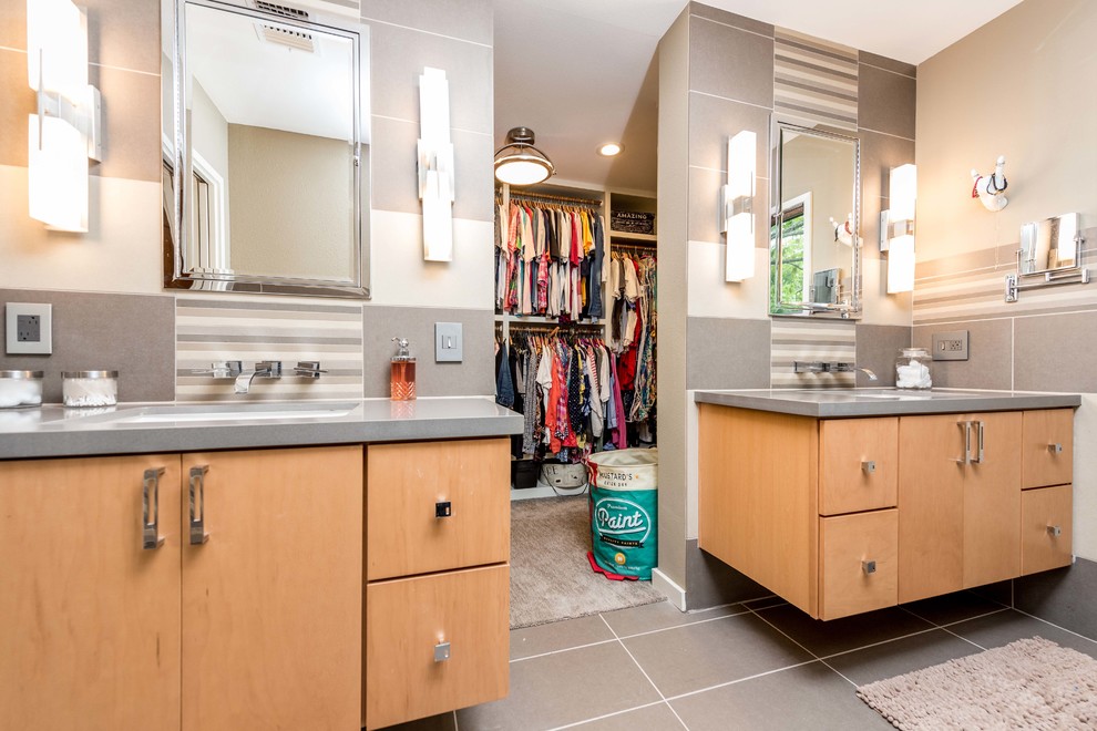 SOCO Austin - Midcentury - Bathroom - Austin - by User | Houzz IE