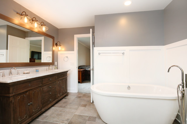 Sophisticated Bath Transformation - Regional Coty Winner - Classique - Salle de Bain - Grand ...