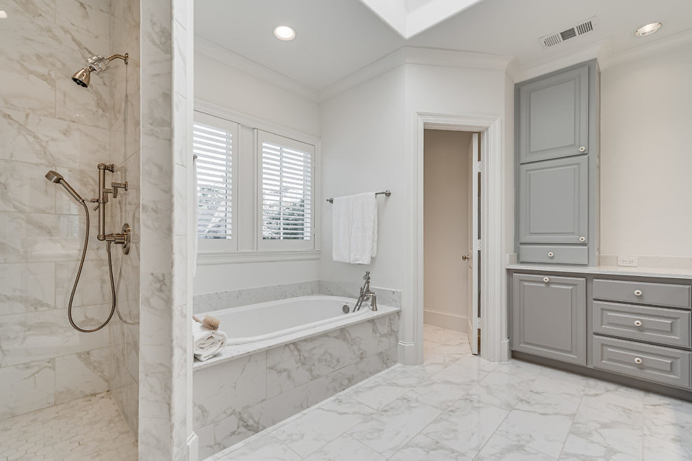 Spacious Modern Bathroom Remodel - Modern - Bathroom - Dallas - by ...