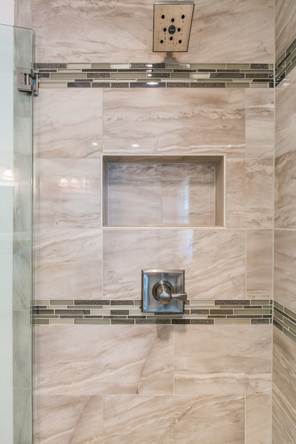 Sterling Master Bath with Free Standing Tub & Custom Tile Work - Classique Chic - Salle de Bain ...