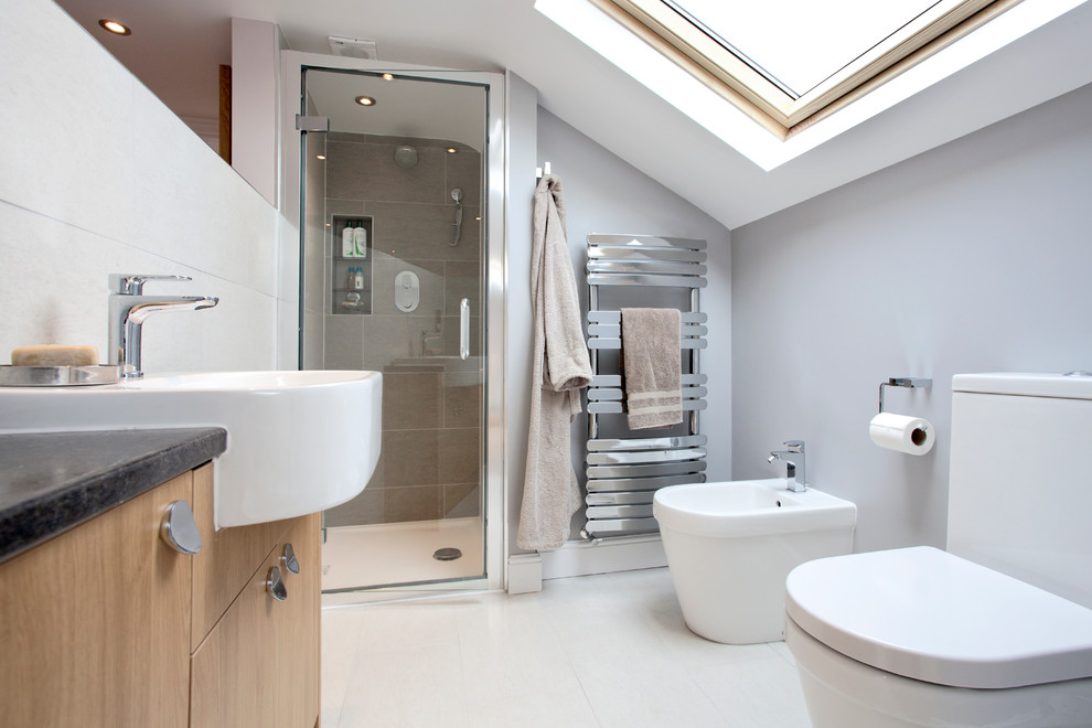 Surrey Rear Dormer Loft Conversion - 2 bedrooms, 2 bathrooms & dressing ...