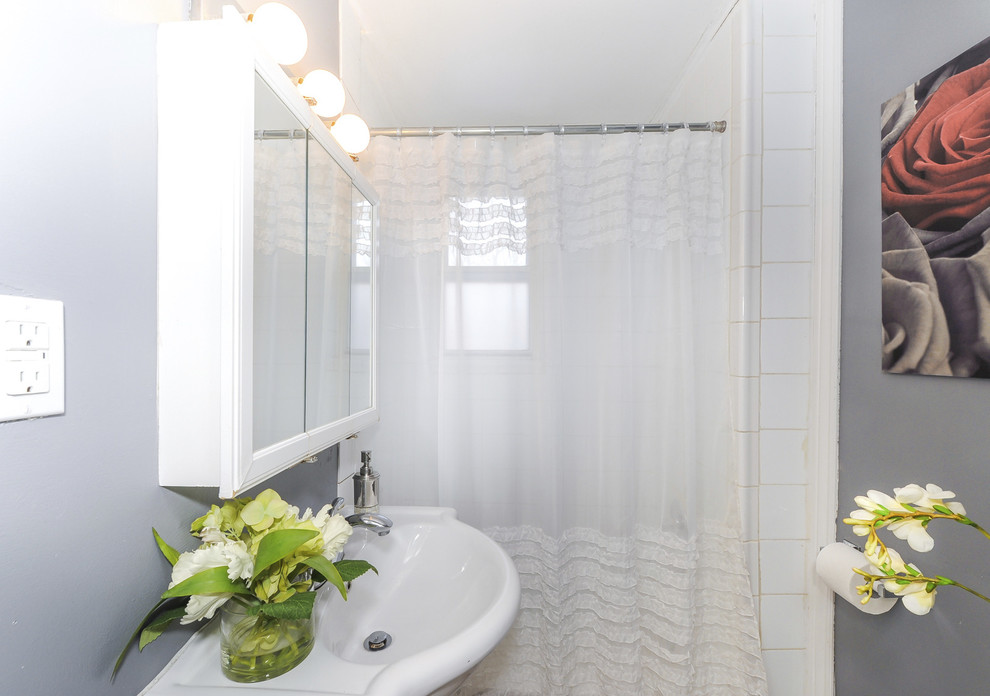 The Junction Triangle Jewel - Contemporary - Bathroom - Toronto - by ...