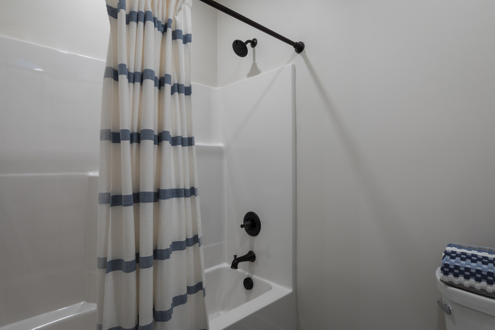 The Willowcrest - 2018 Fall Parade Home - Guest Bathroom - Beach Style ...