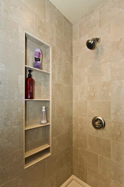 This shower is understated yet elegant and very useable. - Modern ...