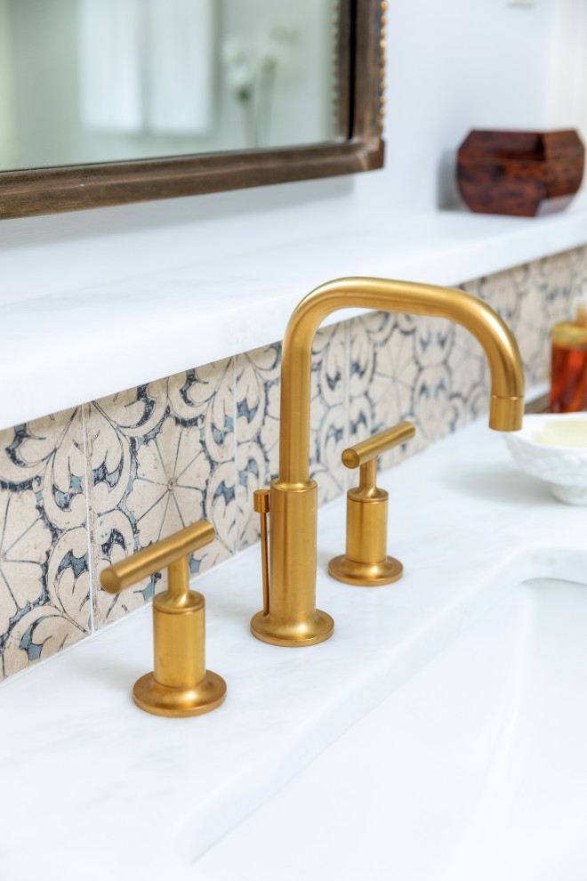 Timeless Bocage Bathroom Addition - Bathroom - New Orleans - by Ourso ...