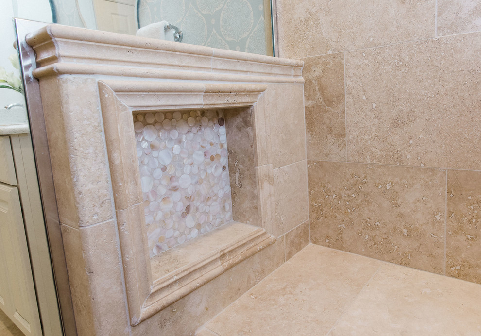 Traditional master bath with travertine - Traditional - Bathroom ...