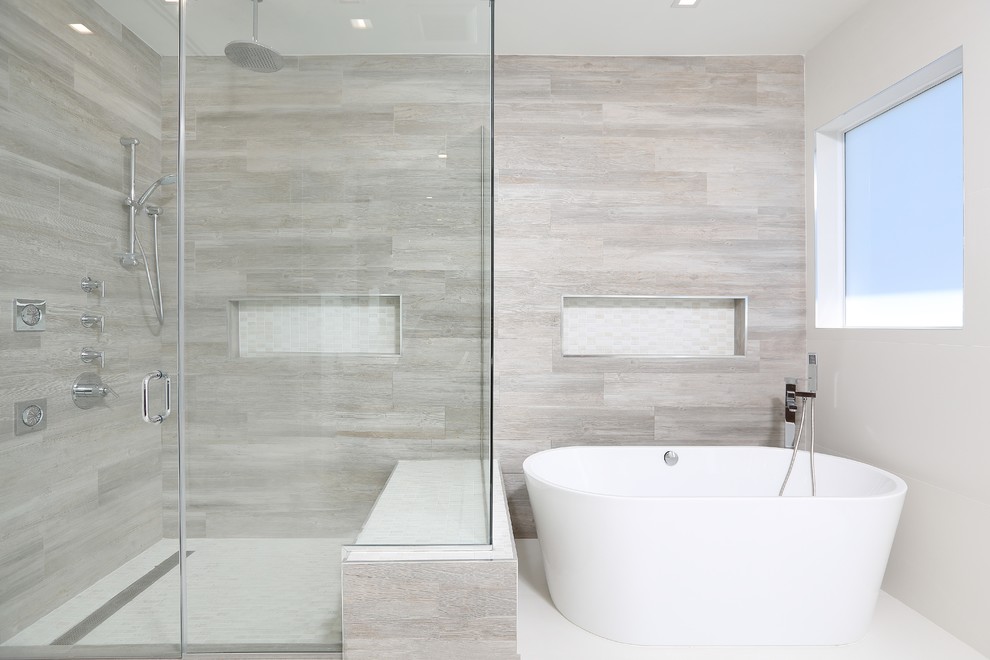 Trapp - Modern - Bathroom - Miami - by HB Construction, LLC | Houzz