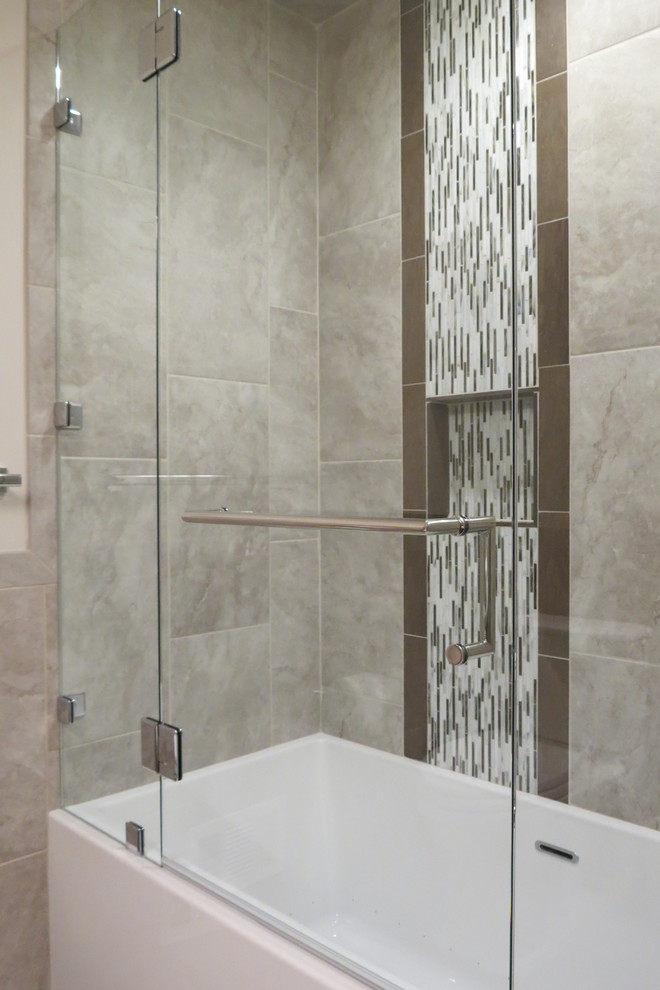 Troy Remodel - Transitional - Bathroom - Detroit - by Lindsey Markel ...