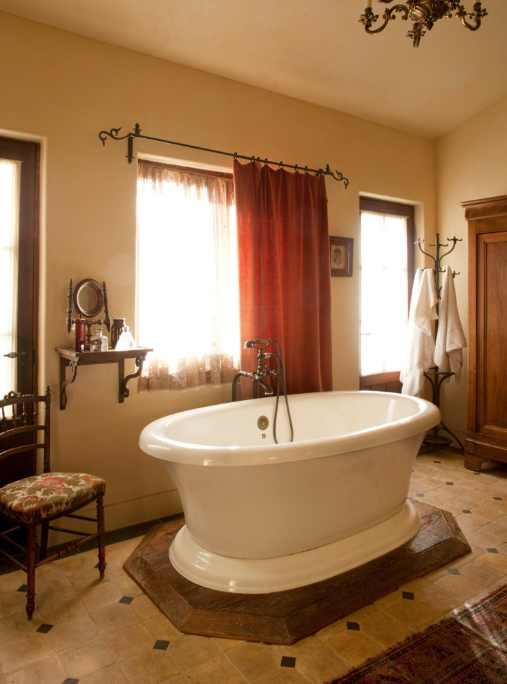 Tuscan Farmhouse - Bathroom - Orange County - by Lynn Pries Design | Houzz