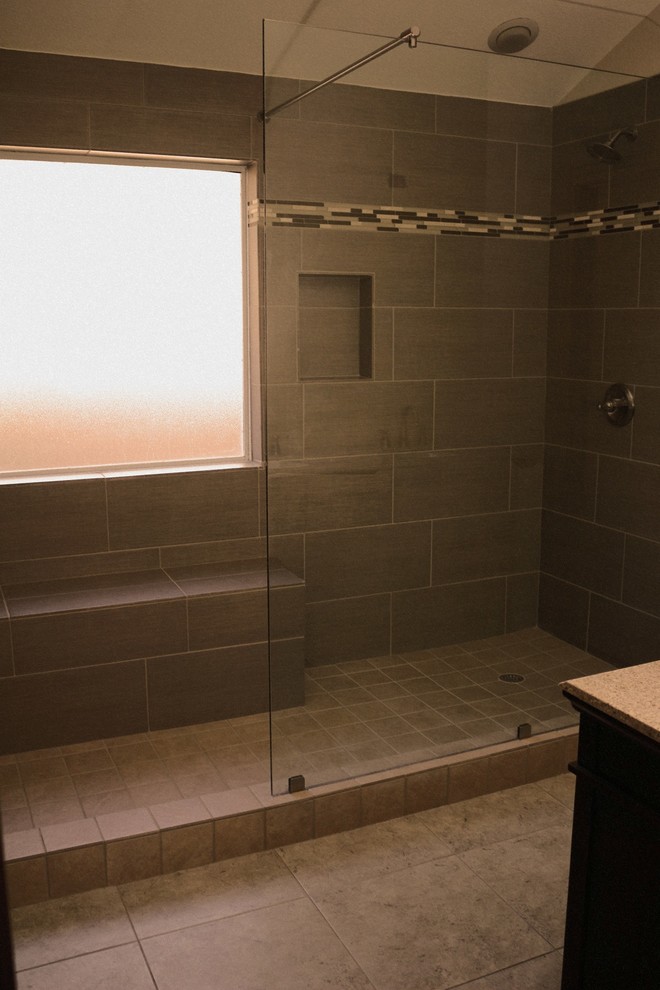 Walk-in Shower - Modern - Bathroom - Dallas - by IRC - iRemodel ...