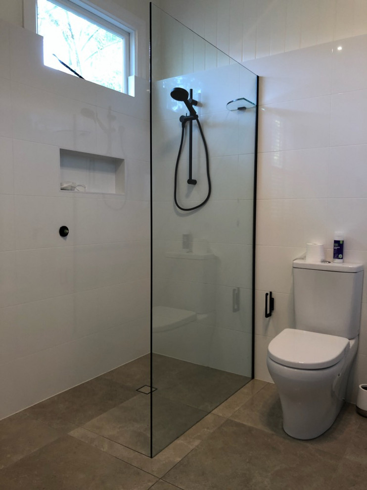 Walk in Shower with high window - Modern - Bathroom - Brisbane - by ...
