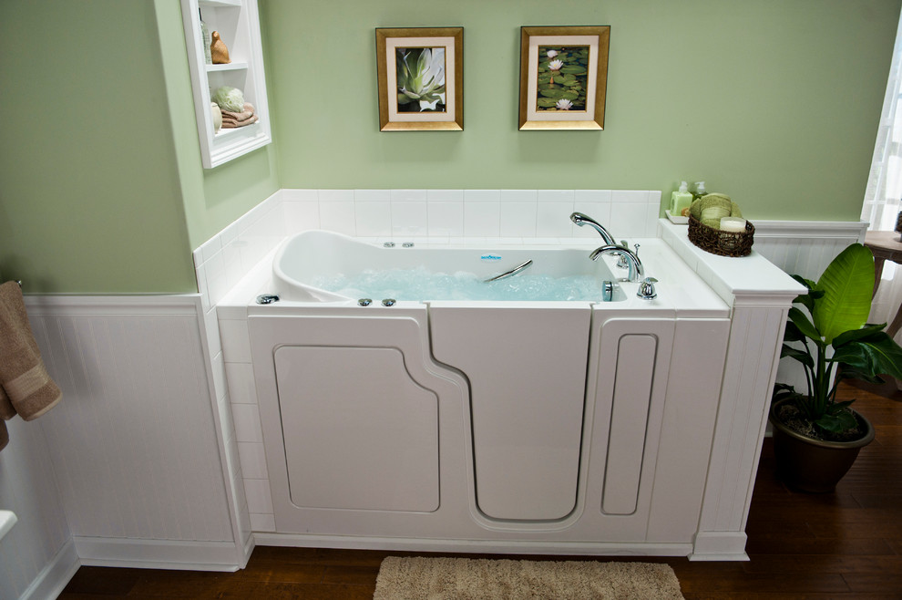 Walk in tubs - Contemporary - Bathroom - New Orleans - by MaxHome | Houzz