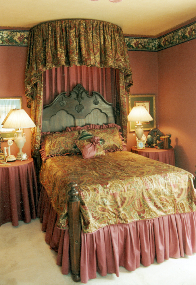 1994 Carlisle Decorator Show House - Traditional - Bedroom ...