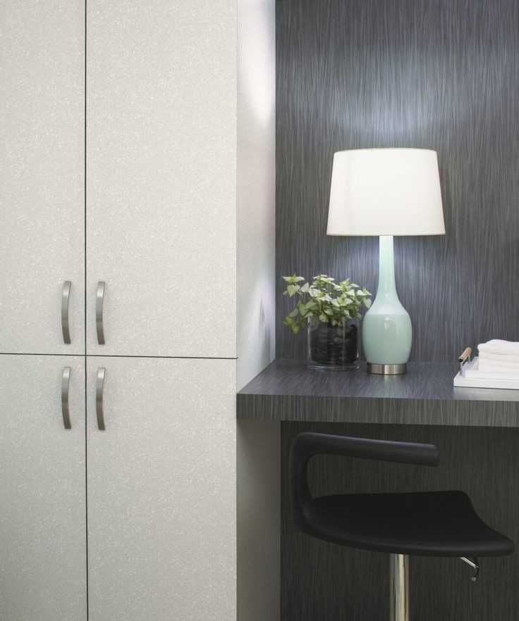 6307 Burnt Strand & 5270 Geo White Formica® Laminate - Traditional ...