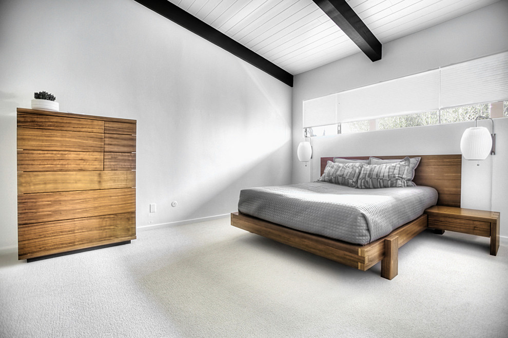 Master Bedroom entry - Modern - Bedroom - by Wyatt Interiors | Houzz
