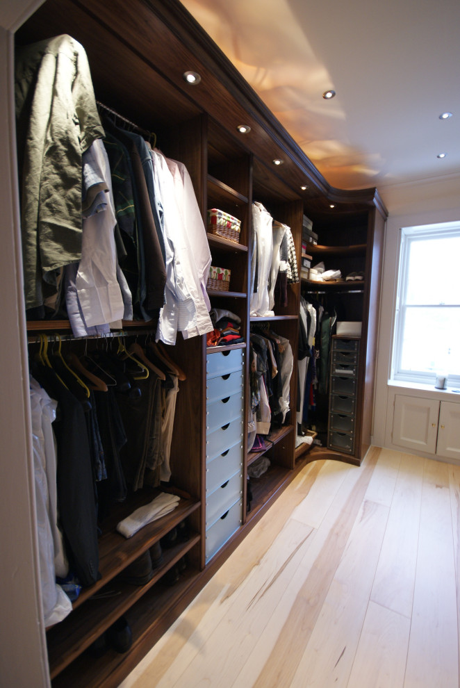 Bespoke walk-in wardrobe & dressing room - Contemporary - Wardrobe ...