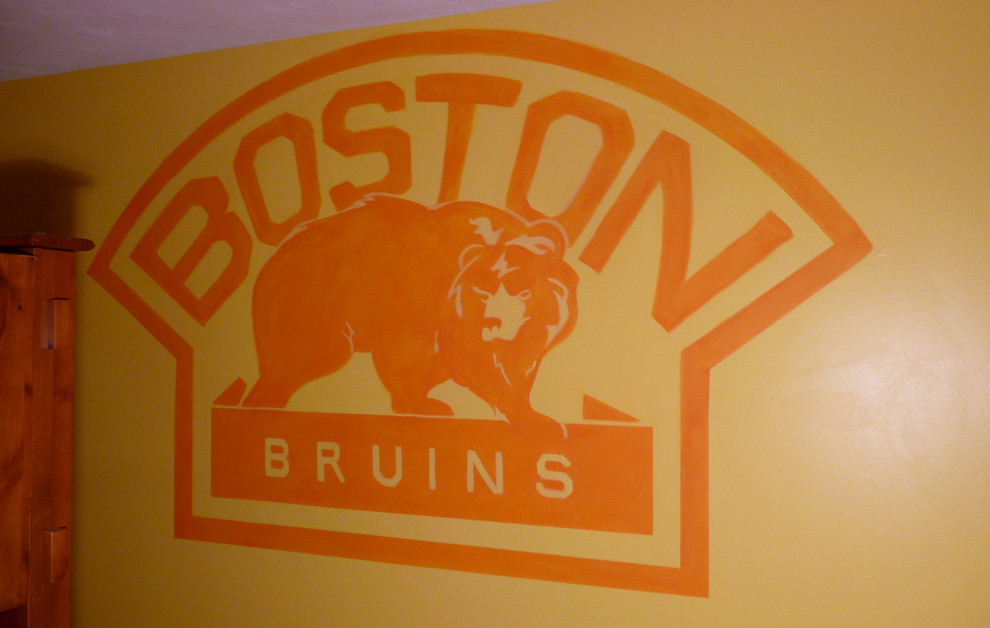 Boston Bruins mural, boy's hockey theme room. - Traditional - Bedroom ...