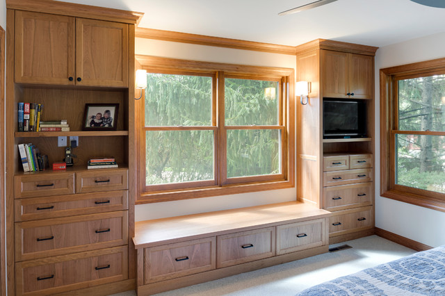 Built-in Cabinets & Window Bench - Clásico - Dormitorio - Minneapolis ...
