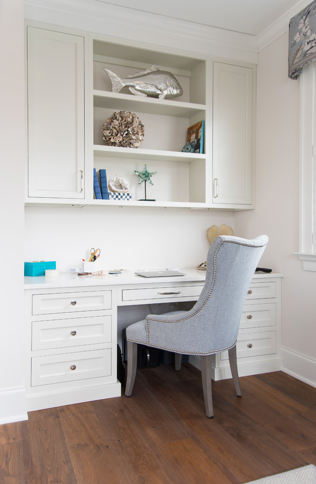 Built-In Desk - Bedroom - Philadelphia - by Halliday Architects | Houzz
