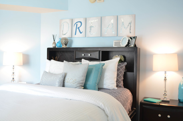 Calm & Serene Master Bedroom - Clásico renovado - Dormitorio ...