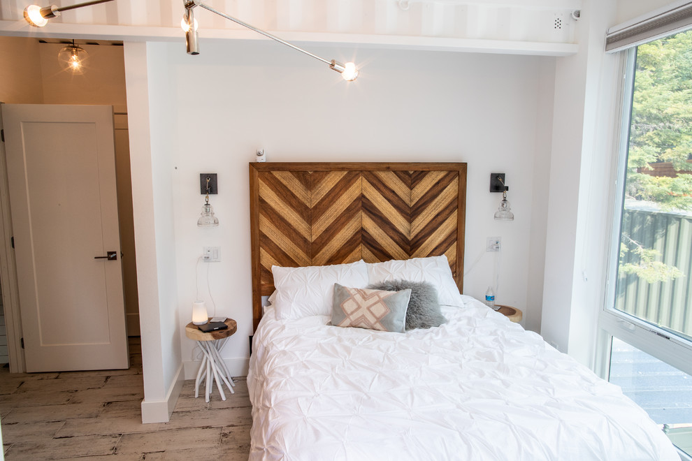 Cascade Container Home - モダン - 寝室 - シアトル - One-Way Construction NW ...