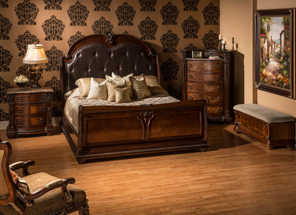 Coventry Tobacco Bedroom Set - Traditional - Bedroom - Miami - by El ...