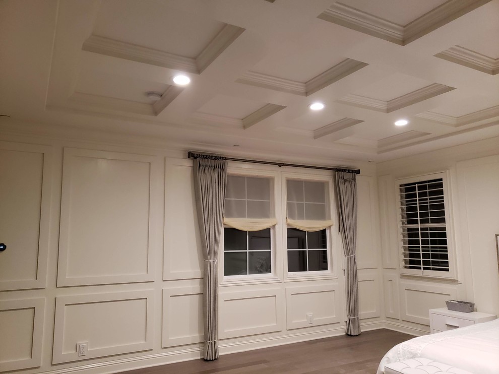 Custom 23' High Entry, Loft & Master Coffered Ceilings, Wainscoting ...