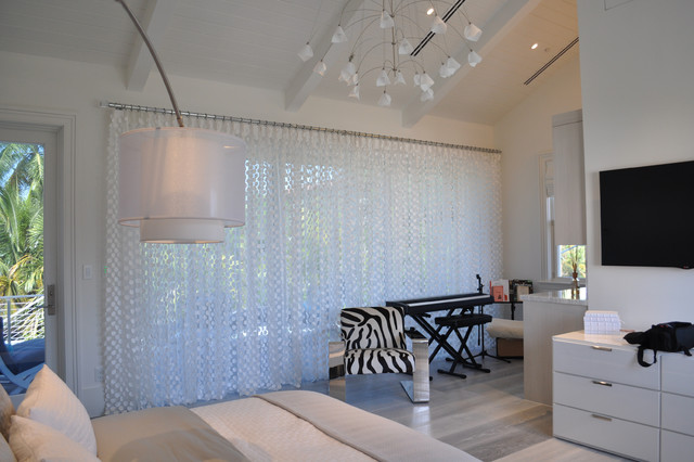 Draw Drapes & Draw Sheers - Modern - Bedroom - Miami - by Debbie's ...