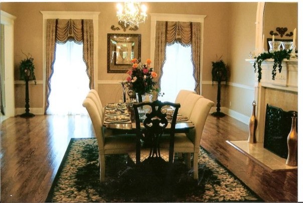 "Extra Deep" Traditional Swags ~ Along with "Extra Long" Jabots ...
