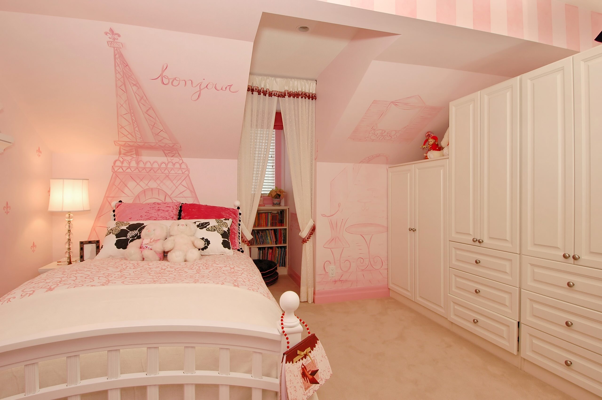 Dream House Bedroom For Girls