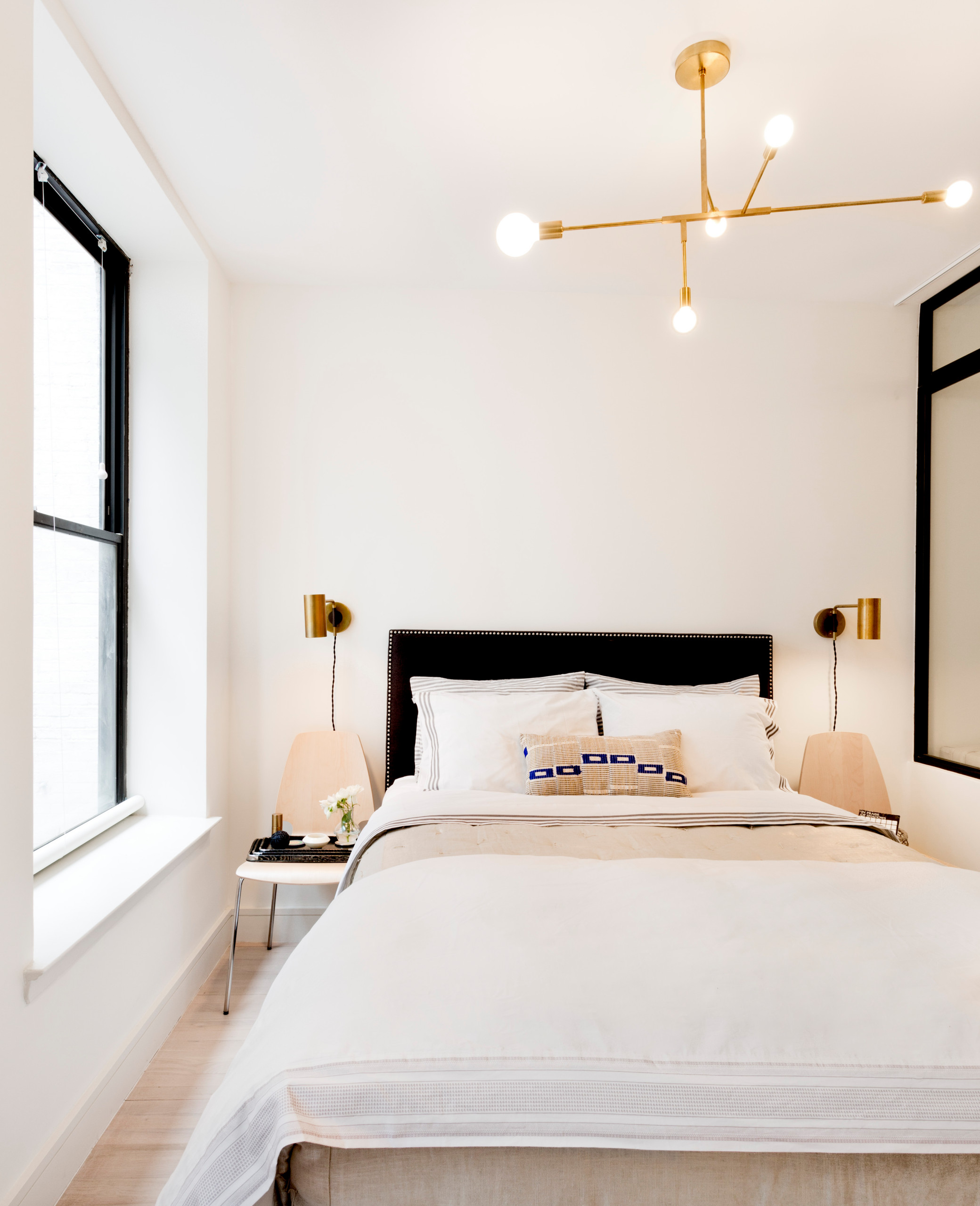 Modern Bedroom Designs For Small Rooms Www resnooze