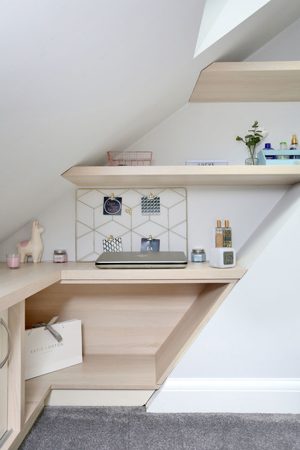 Hip to gable loft conversion with rear dormer into 2 bedrooms and 1 ...