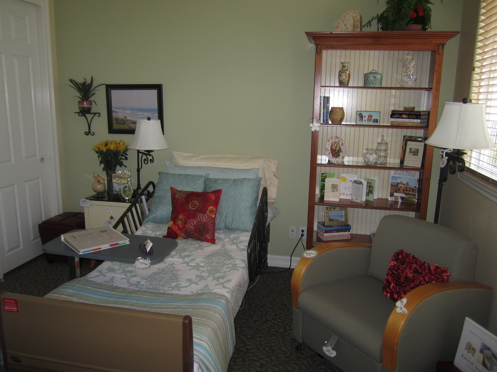Hospice Bedroom - Traditional - Bedroom - San Diego - by Ridley ...
