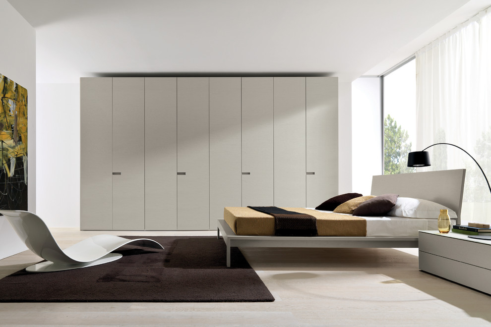 Italian Closets - Modern - Bedroom - Miami - by Yamini Kitchens & More ...