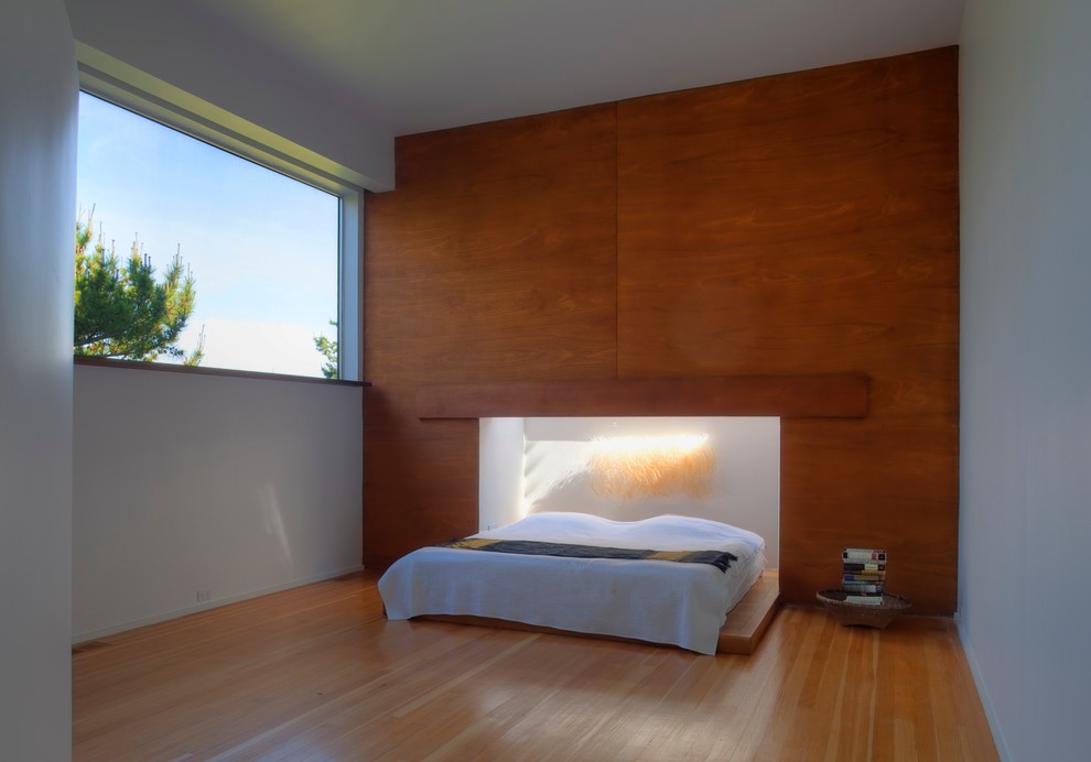 Ling House - Contemporary - Bedroom - New York - by David Ling ...