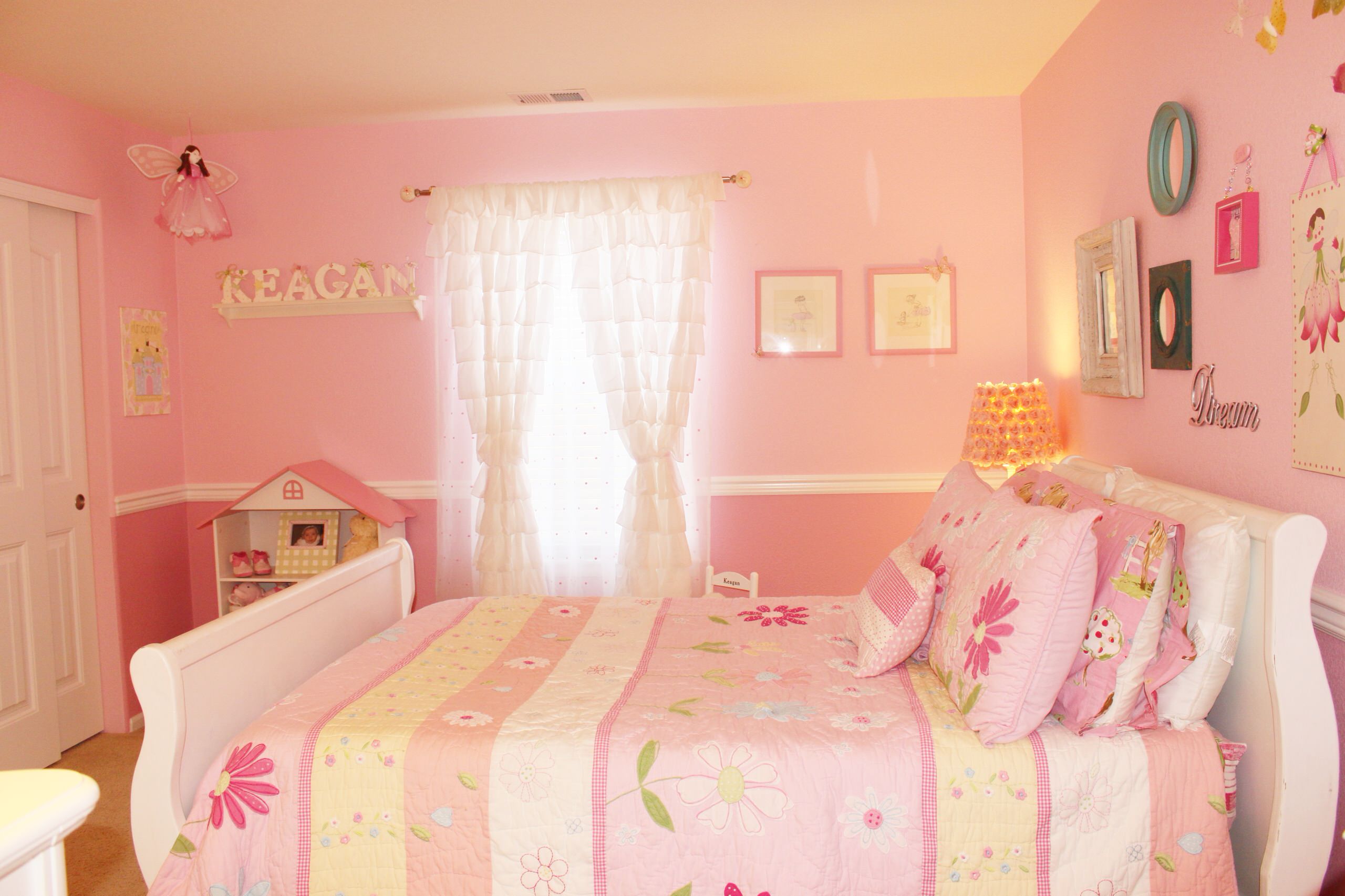 Little Girls Dream Bedroom