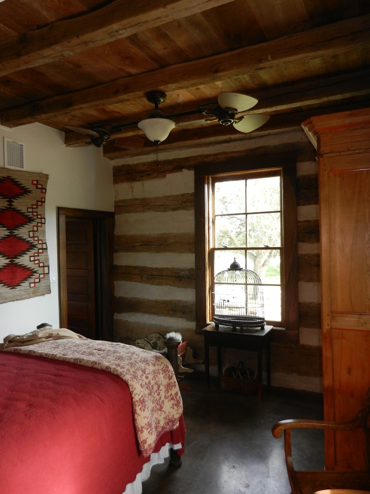 Madrone Cabin - Rustic - Bedroom - Austin - by Badger Custom Homes | Houzz