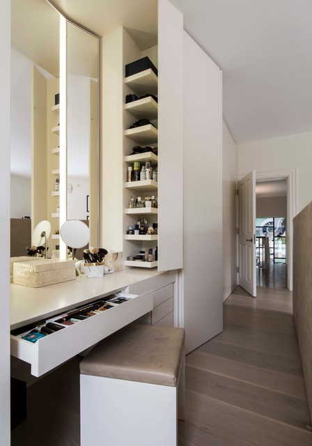 Make up area - Contemporary - Bedroom - London - by FNFC Architects ...