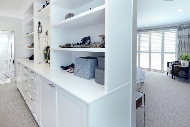 Master Suite: Bedroom - Walk through robe - ensuite - Contemporary ...