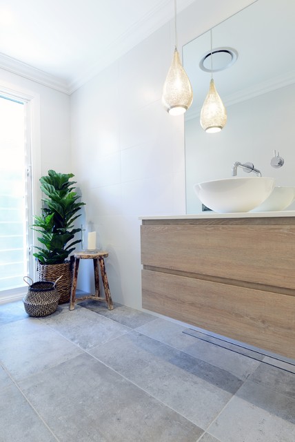 Master Suite: Bedroom - Walk through robe - ensuite - Contemporary ...