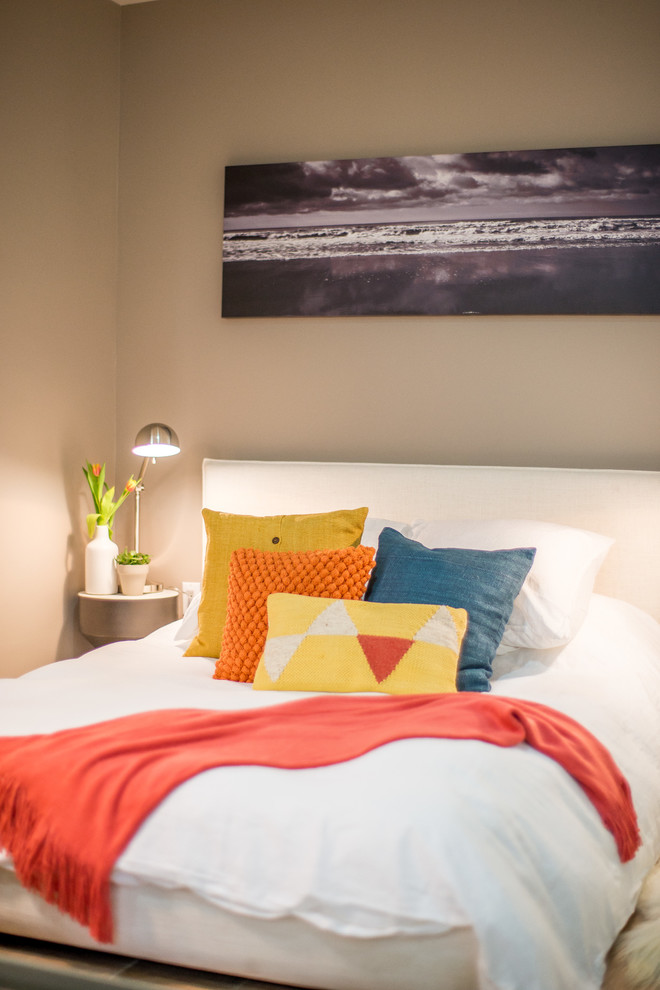 Miami Beach Studio - Contemporary - Bedroom - Miami - by Brett Helsham ...