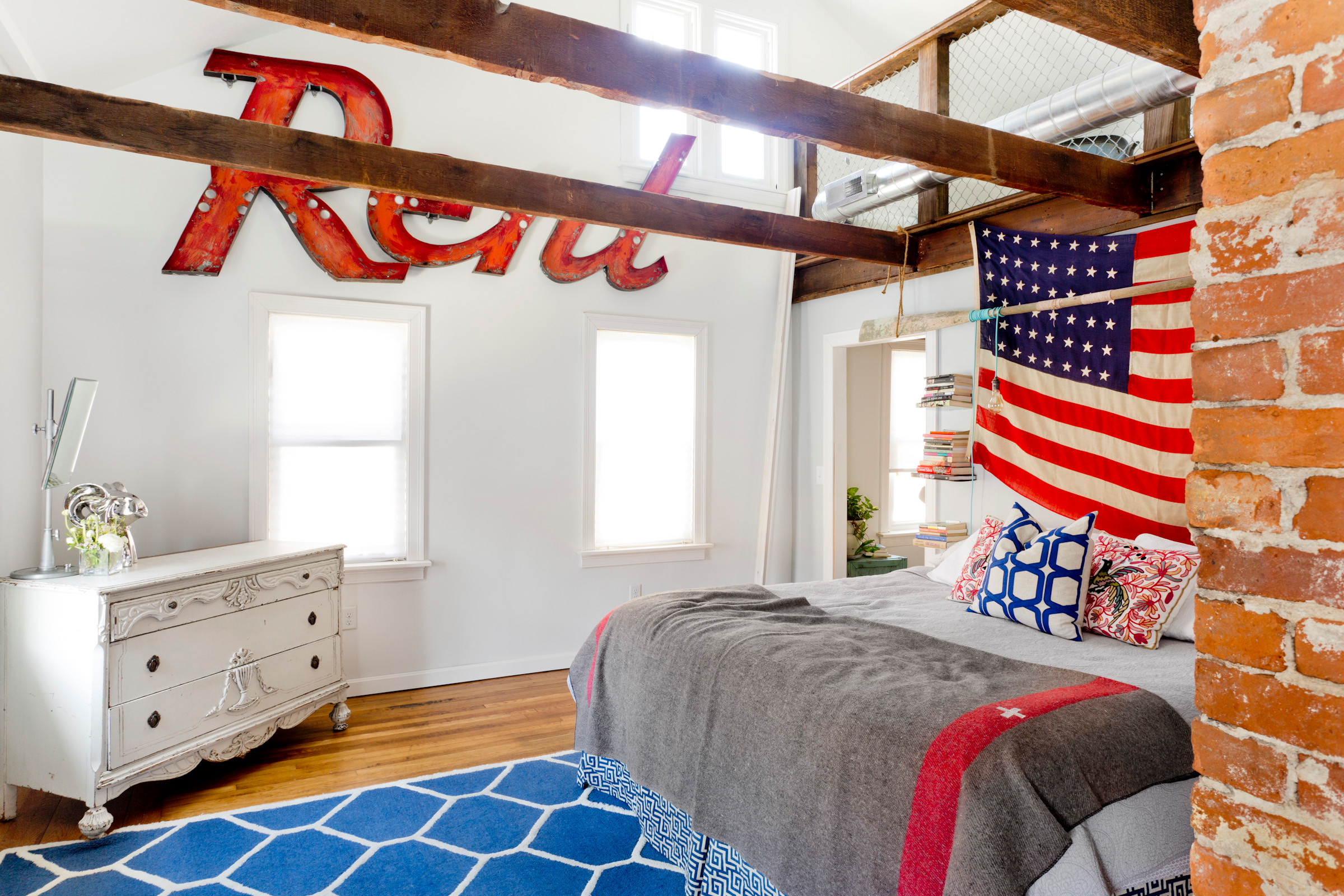 My Houzz: Salvage Finds and DIY Love in Rhode Island