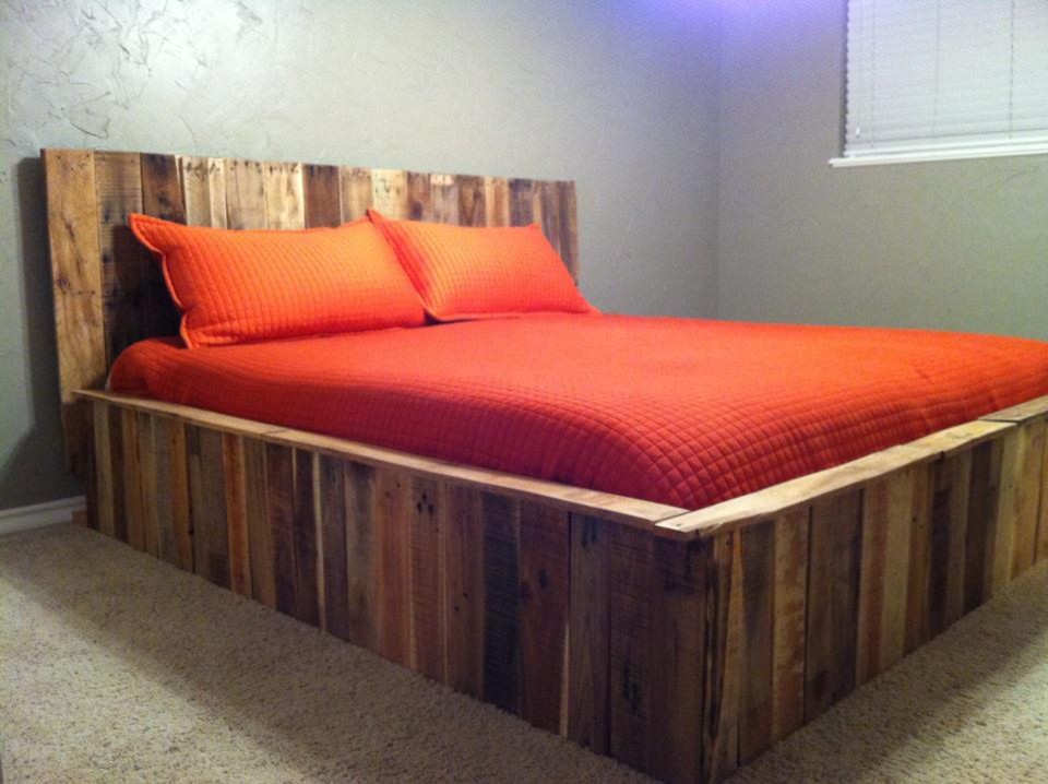 Pallet bed - Contemporary - Bedroom - Dallas - by East TX Grain & Knot ...