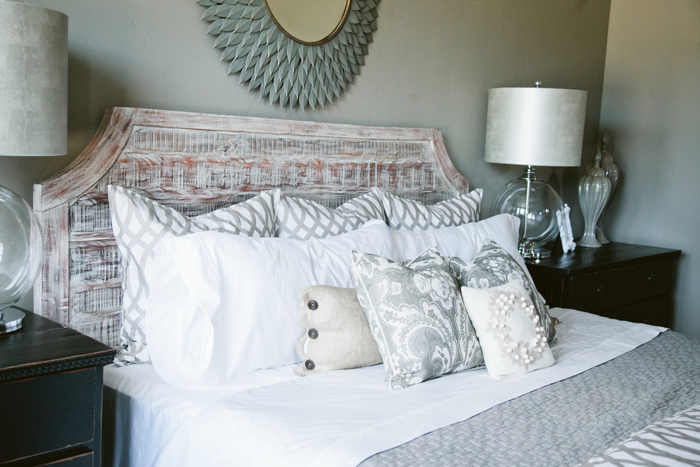 Rainey Homes The Retreat Model Home - Contemporain - Chambre - Salt ...