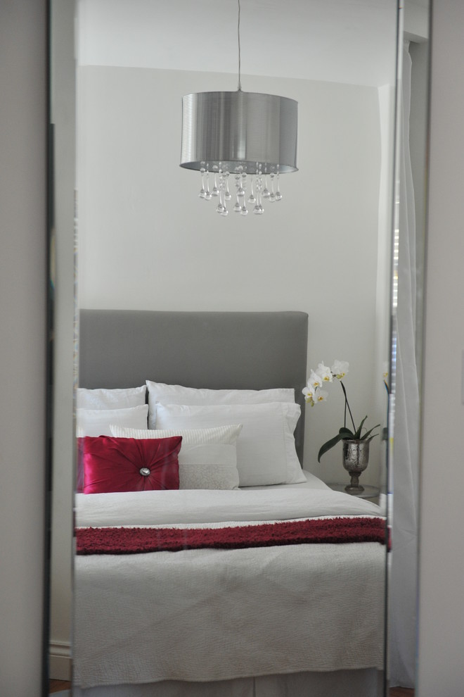 raspberry and white master bedroom - Contemporary - Bedroom - Toronto ...