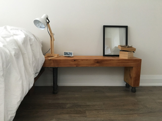 Reclaimed Rough Sawn Wood Bench/Side Table with Industrial Pipes ...
