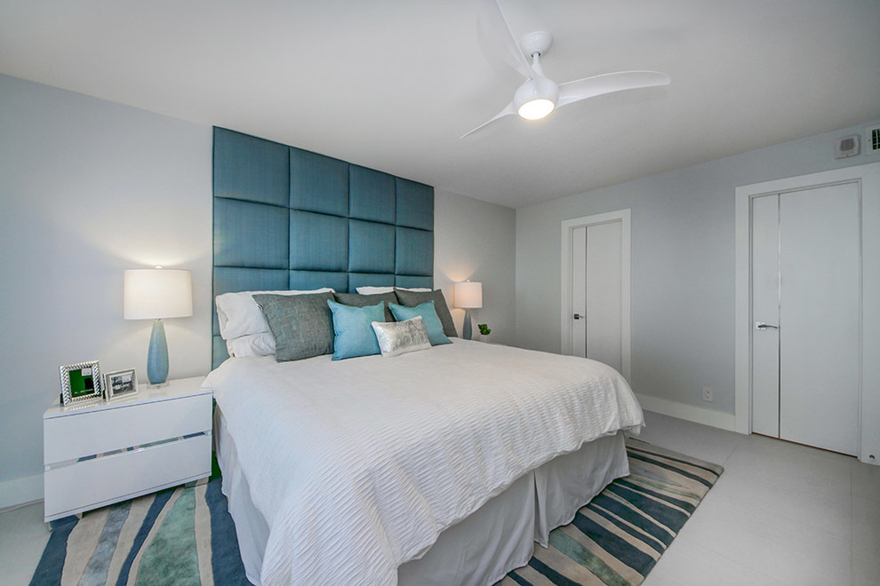 Silver Thatch Atlantic Plaza - Contemporary - Bedroom - Miami - by LCL ...