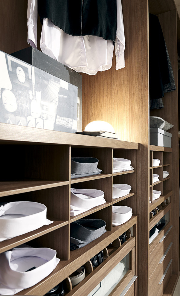 Simply Wardrobes - Modern - Bedroom - Brisbane - by WOKAI Design | Houzz