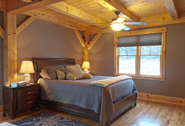 Timber Frame Barn Home - Clásico - Dormitorio - Cleveland - de ...